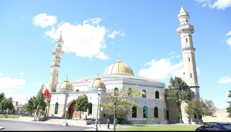 10 Most Beautiful Mosques In United States America - Guide For Tourist
